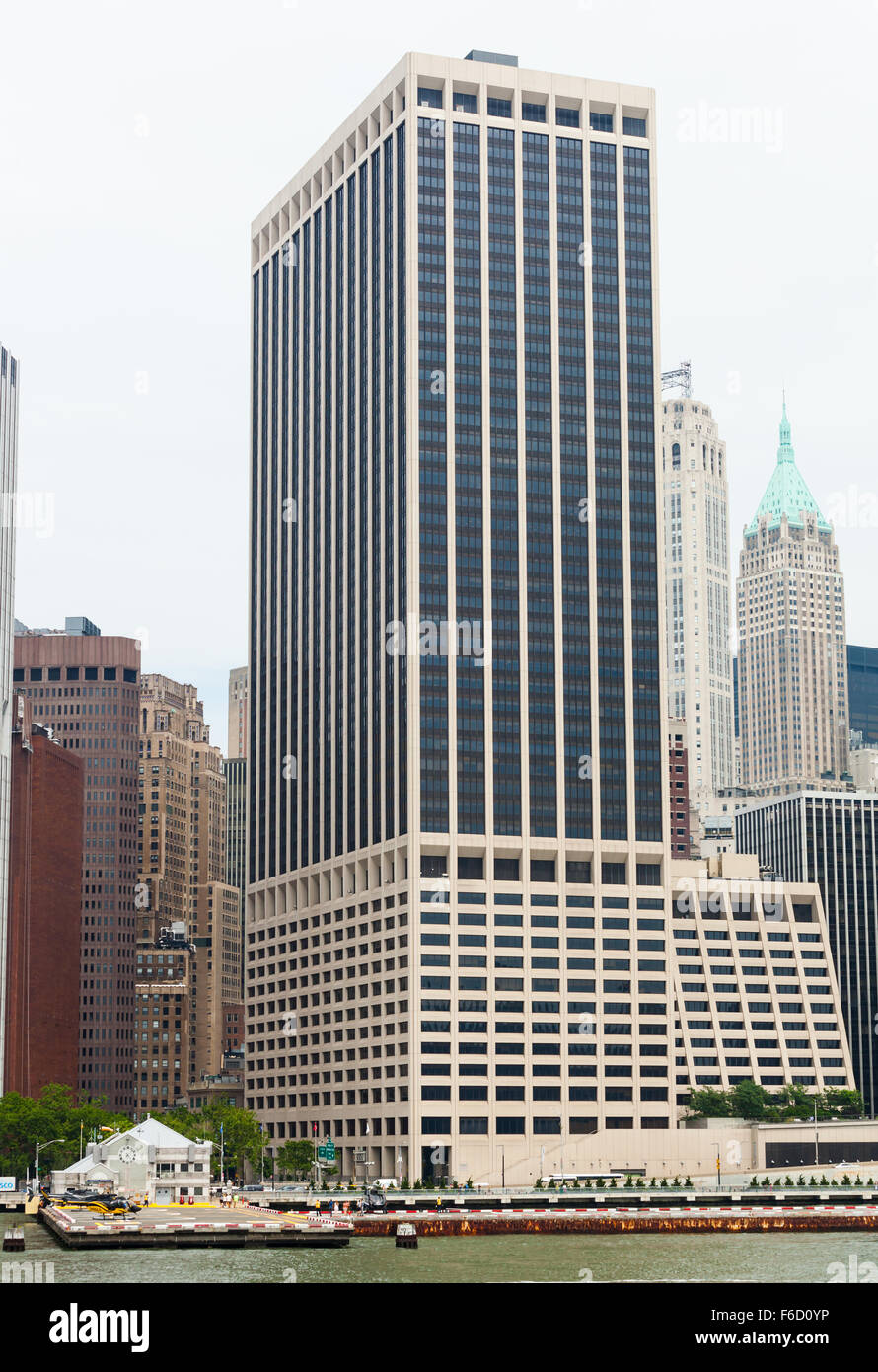 Buildings of Manhattan on a cloudy day Stock Photo - Alamy