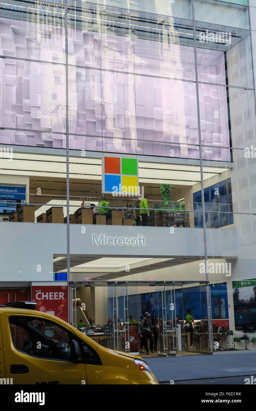 Facade, Microsoft Retail Store, Fifth Avenue, NYC, USA Stock Photo - Alamy