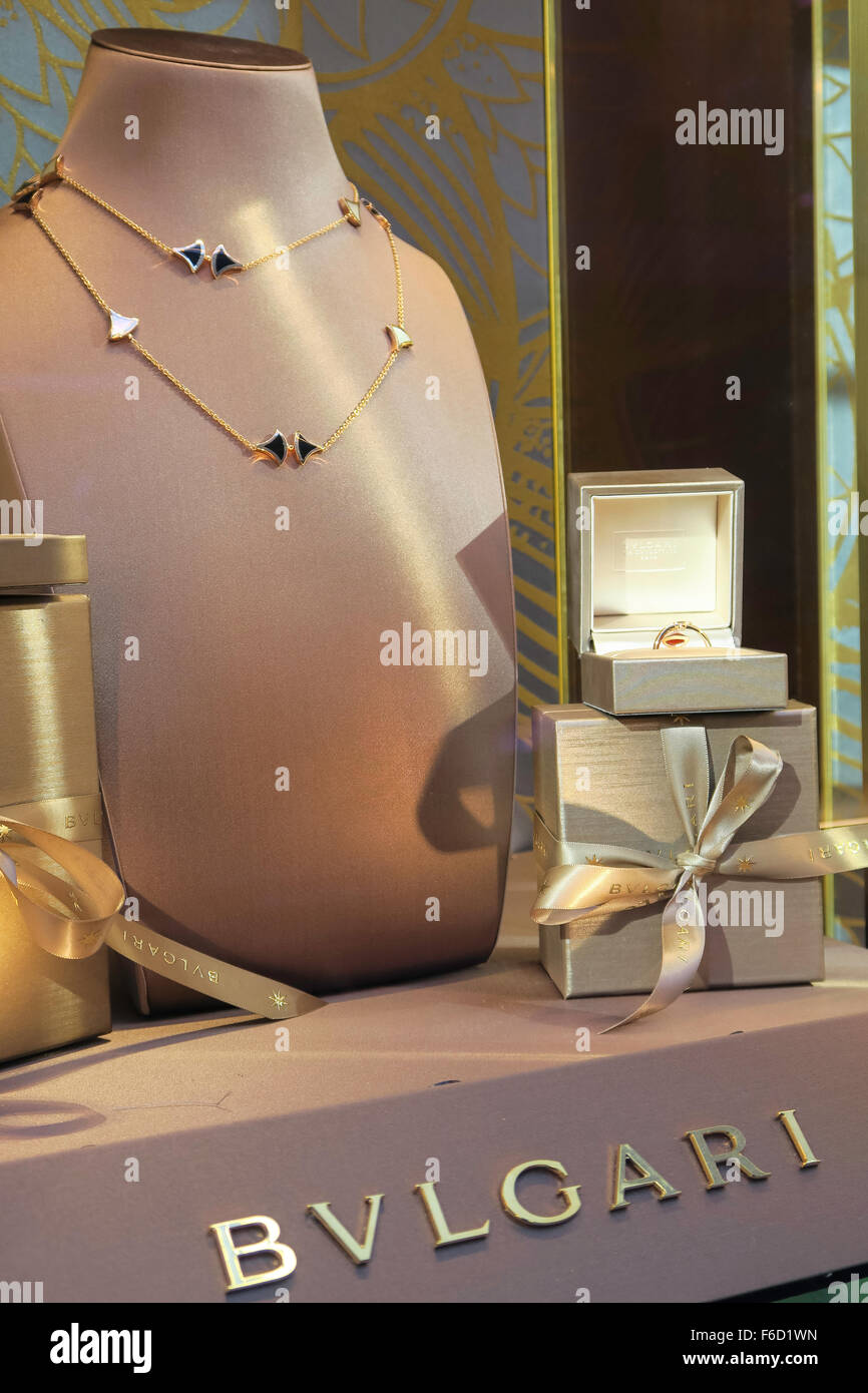 Bulgari Window Display, NYC Stock Photo - Alamy