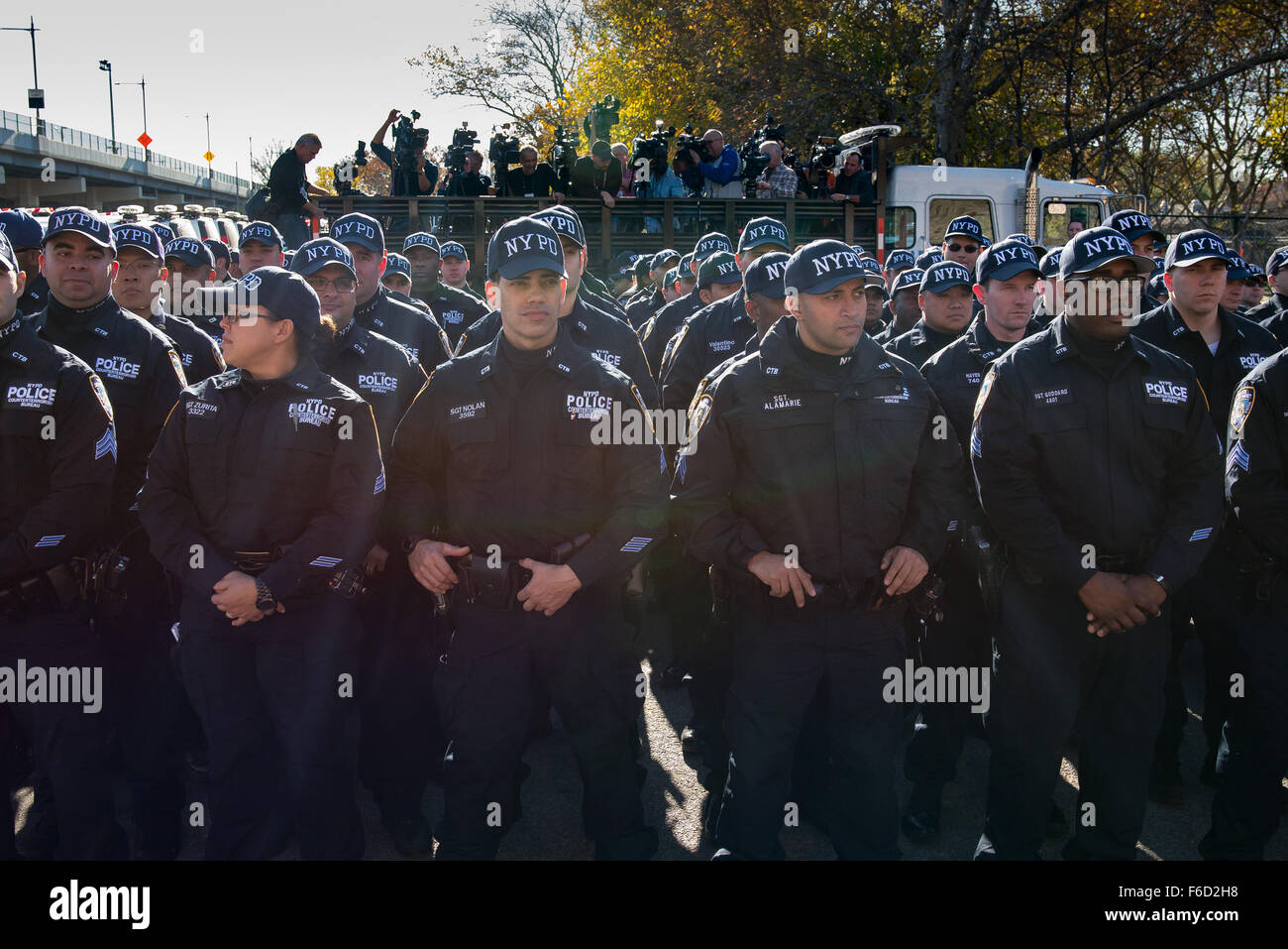 Tactical command police hi-res stock photography and images - Alamy