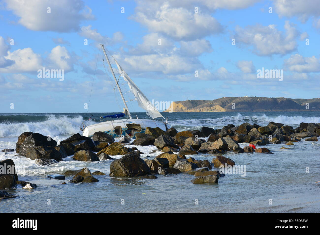 Ruptured rocks hi-res stock photography and images - Alamy