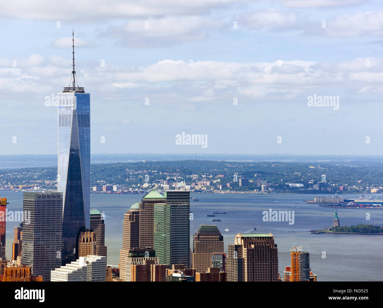 Upper new york bay with the statue of liberty city hi-res stock ...