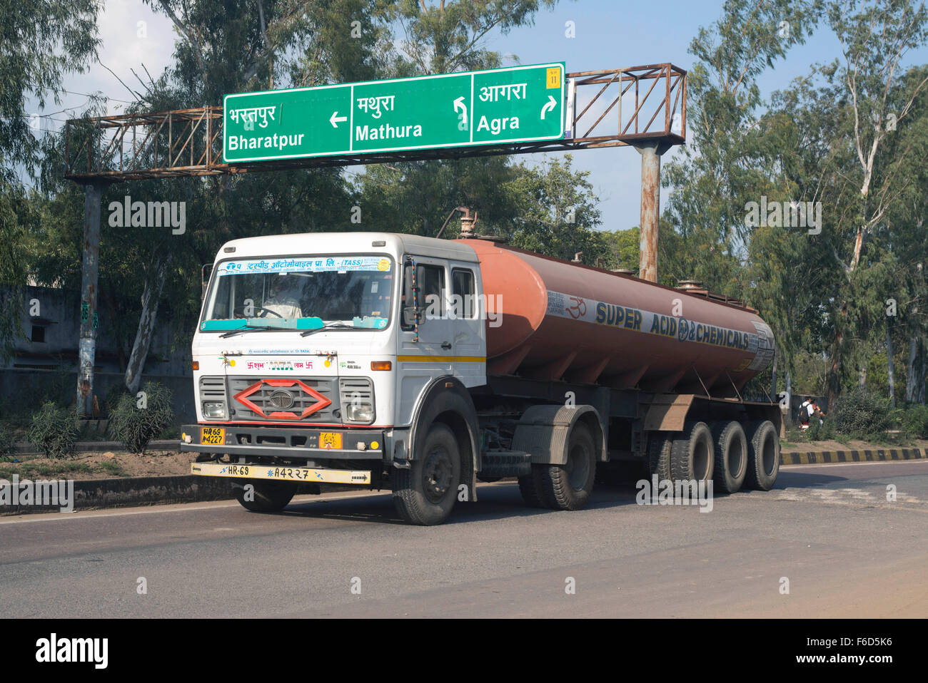 Indian tanker truck hi-res stock photography and images - Alamy