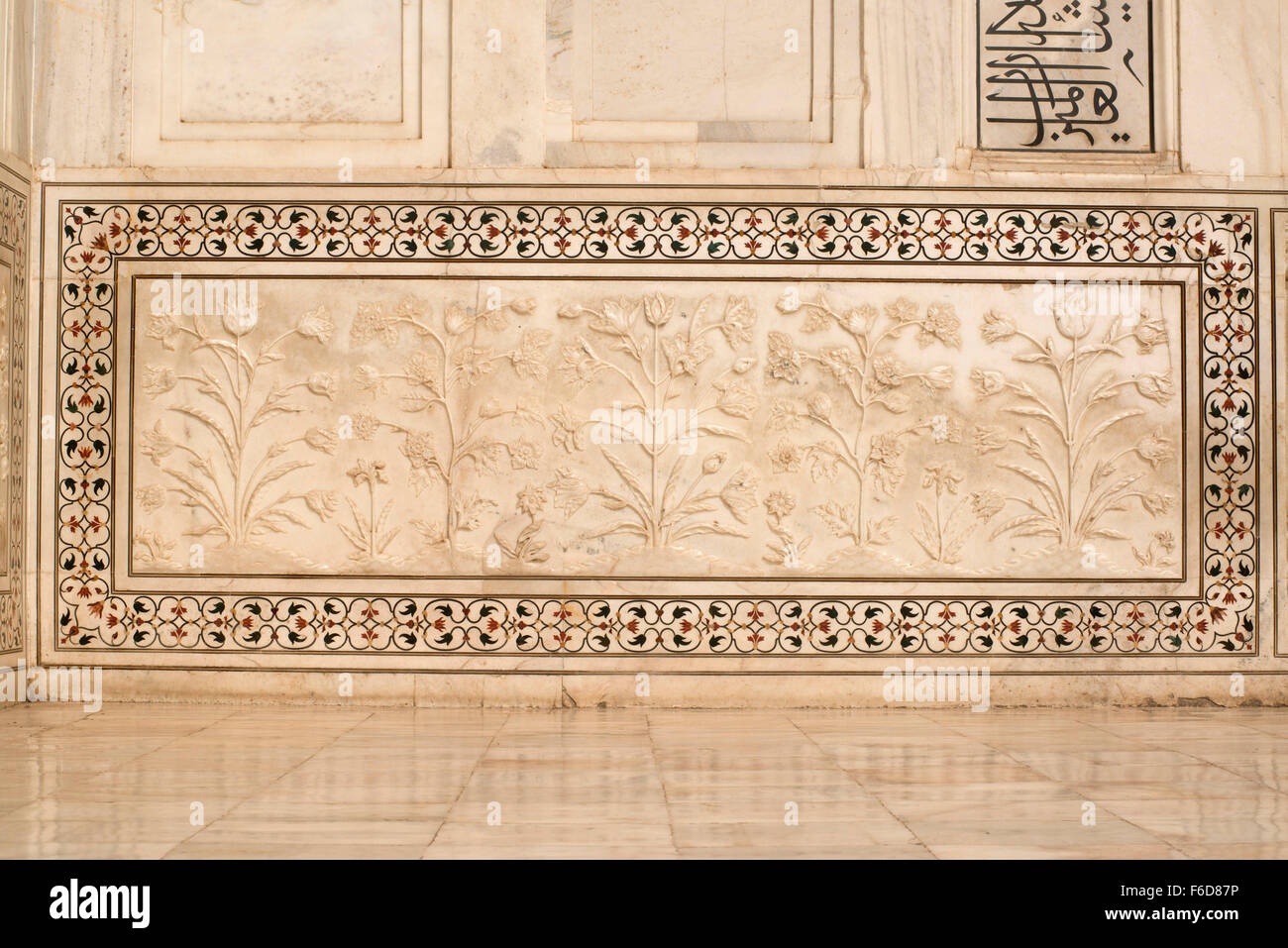 Pietra Dura marble inlay work on wall of Taj Mahal at Agra, uttar ...