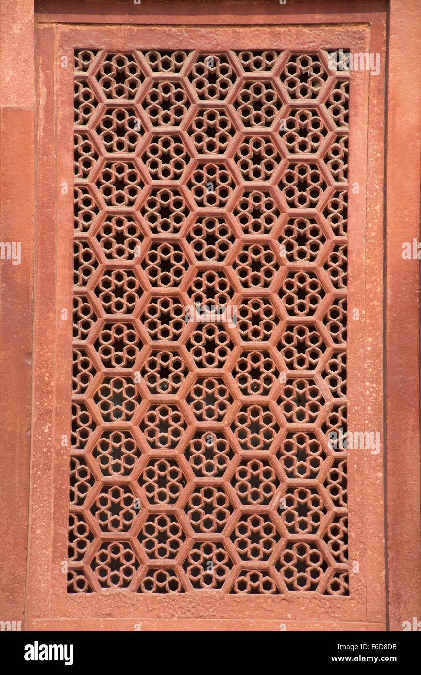 Carved jali on great gate of taj mahal at agra, uttar pradesh, india ...