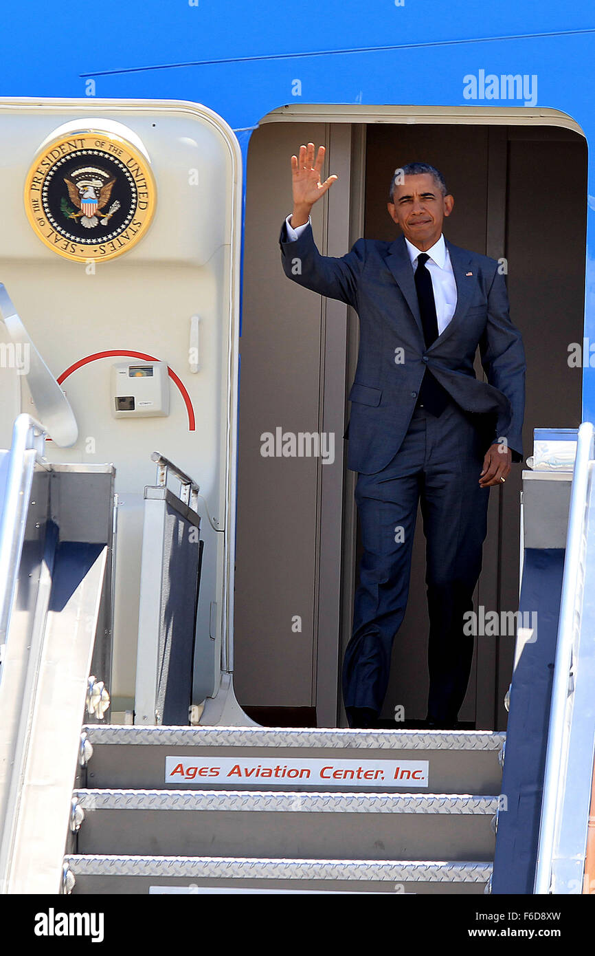 Pasay City, Philippines. 17th Nov, 2015. U.S. President Barack Obama ...