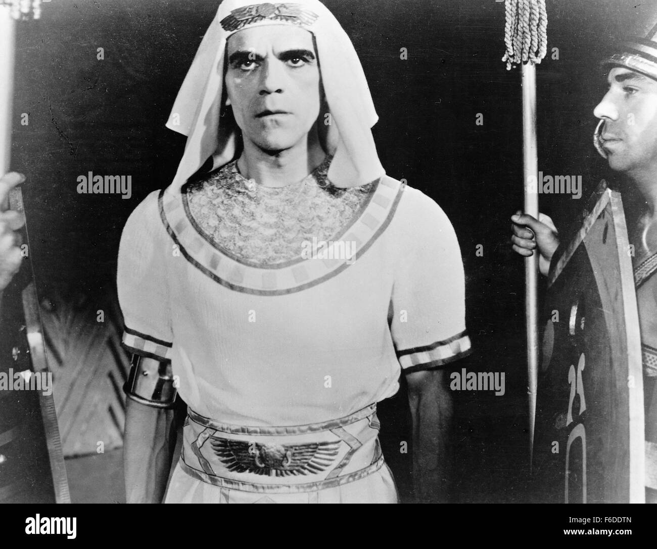 Universalpicturesmvs Black and White Stock Photos & Images - Alamy