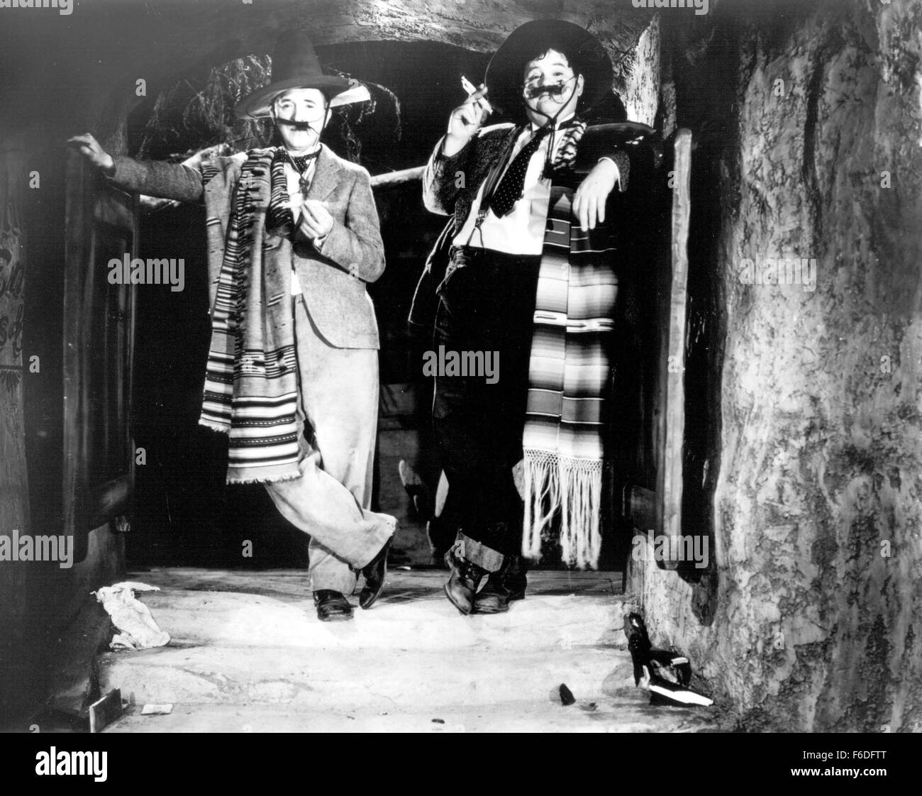 Pick a star 1937 stan laurel Black and White Stock Photos & Images - Alamy
