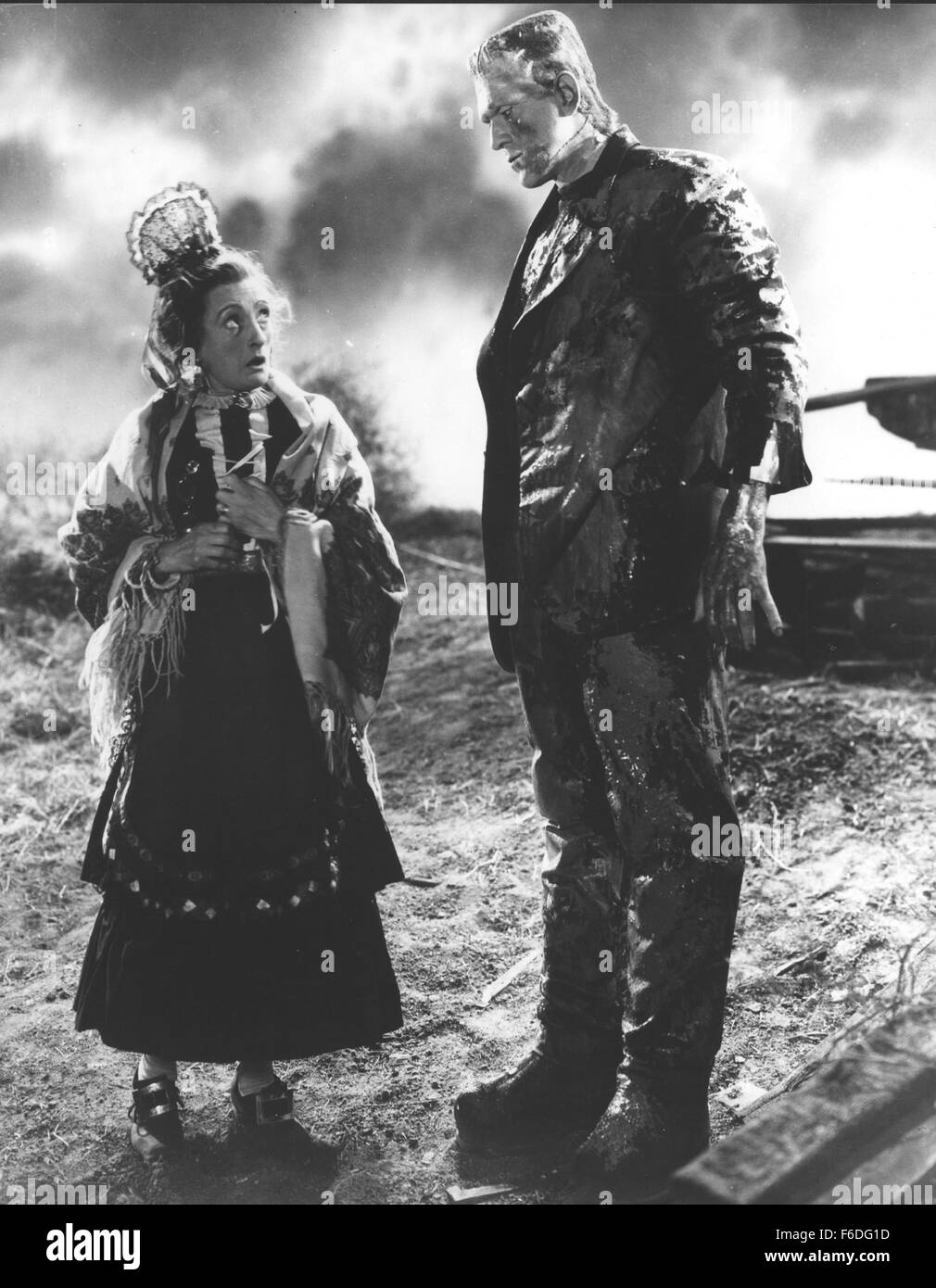 1935 film title bride frankenstein Black and White Stock Photos ...
