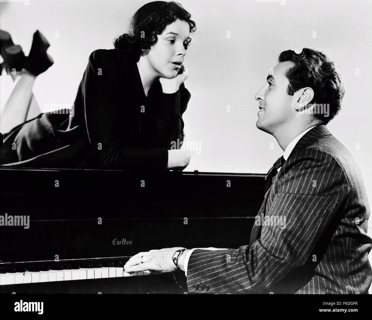 RELEASED: Feb 04, 1938 - Original Film Title: Everybody Sing. PICTURED ...
