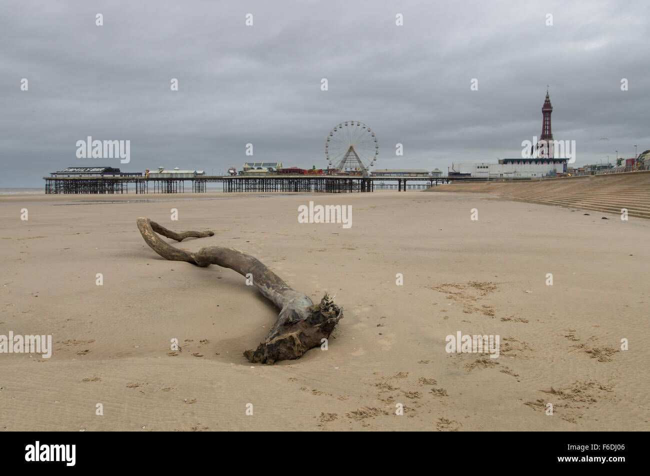 From the recent bad weather hi-res stock photography and images - Alamy
