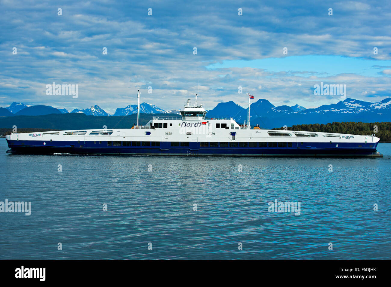 Cars and passengers ferry Moldefjord powered by liquid natural gas of ...