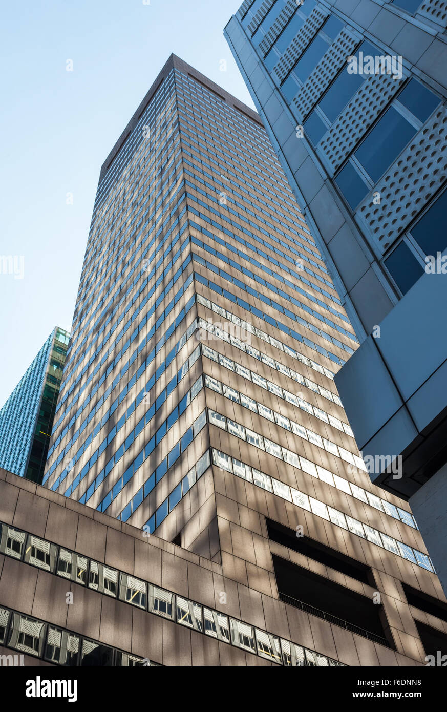 High modern skyscraper in New York City, USA Stock Photo - Alamy