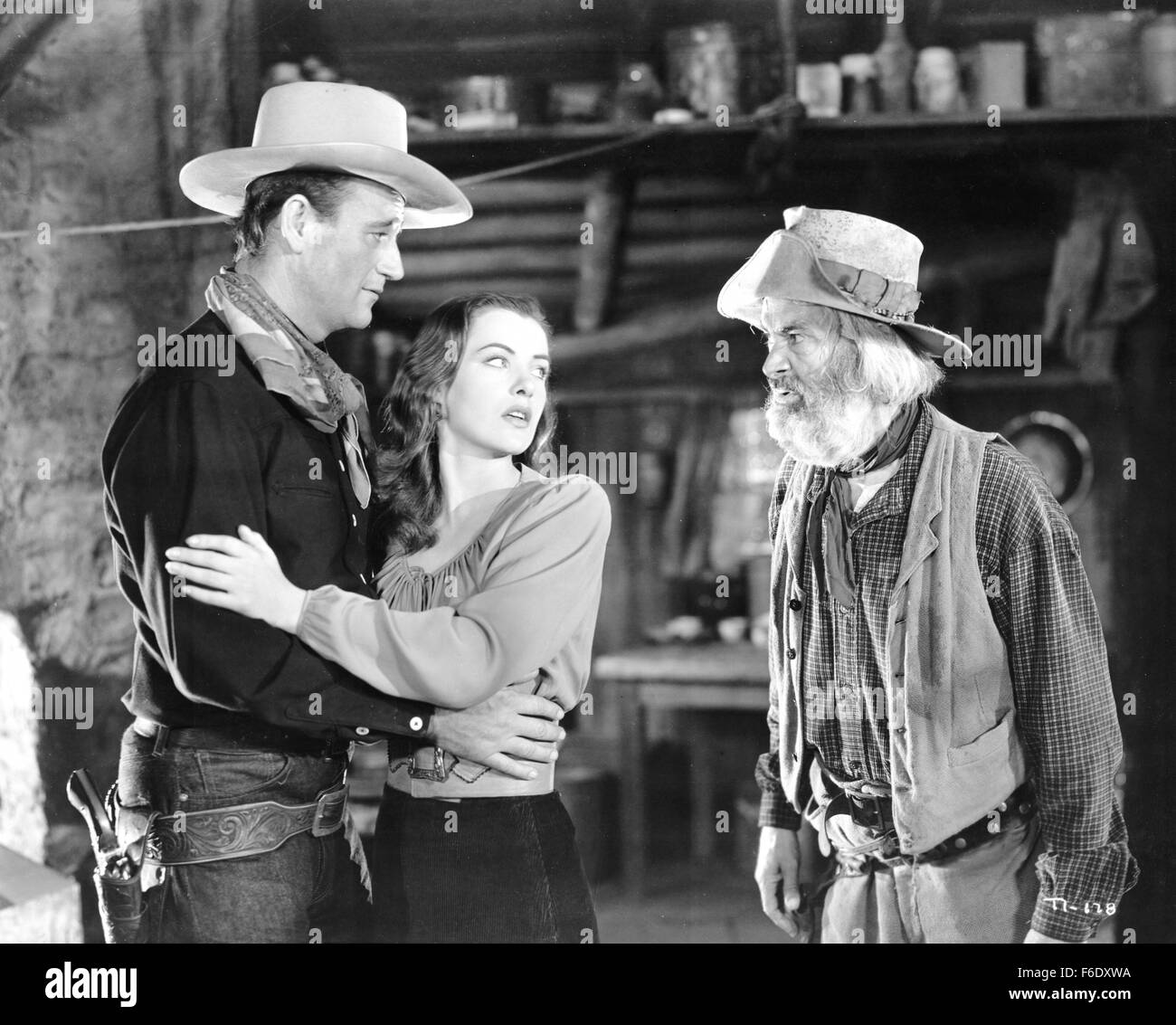 Ella Raines John Wayne