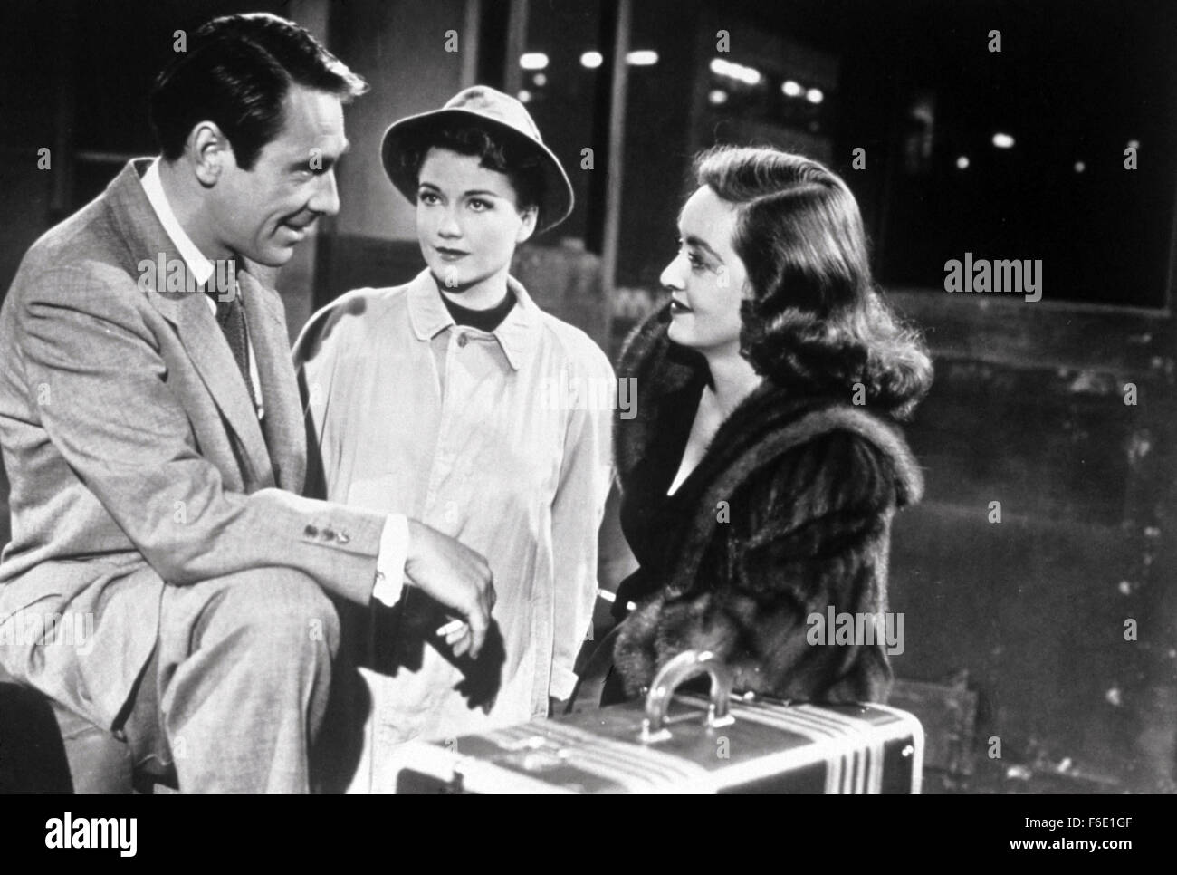 Lauren Davis Wasp Sting