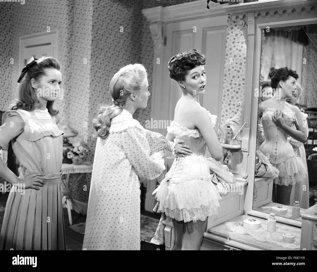 Phyllis kirk hi-res stock photography and images - Alamy