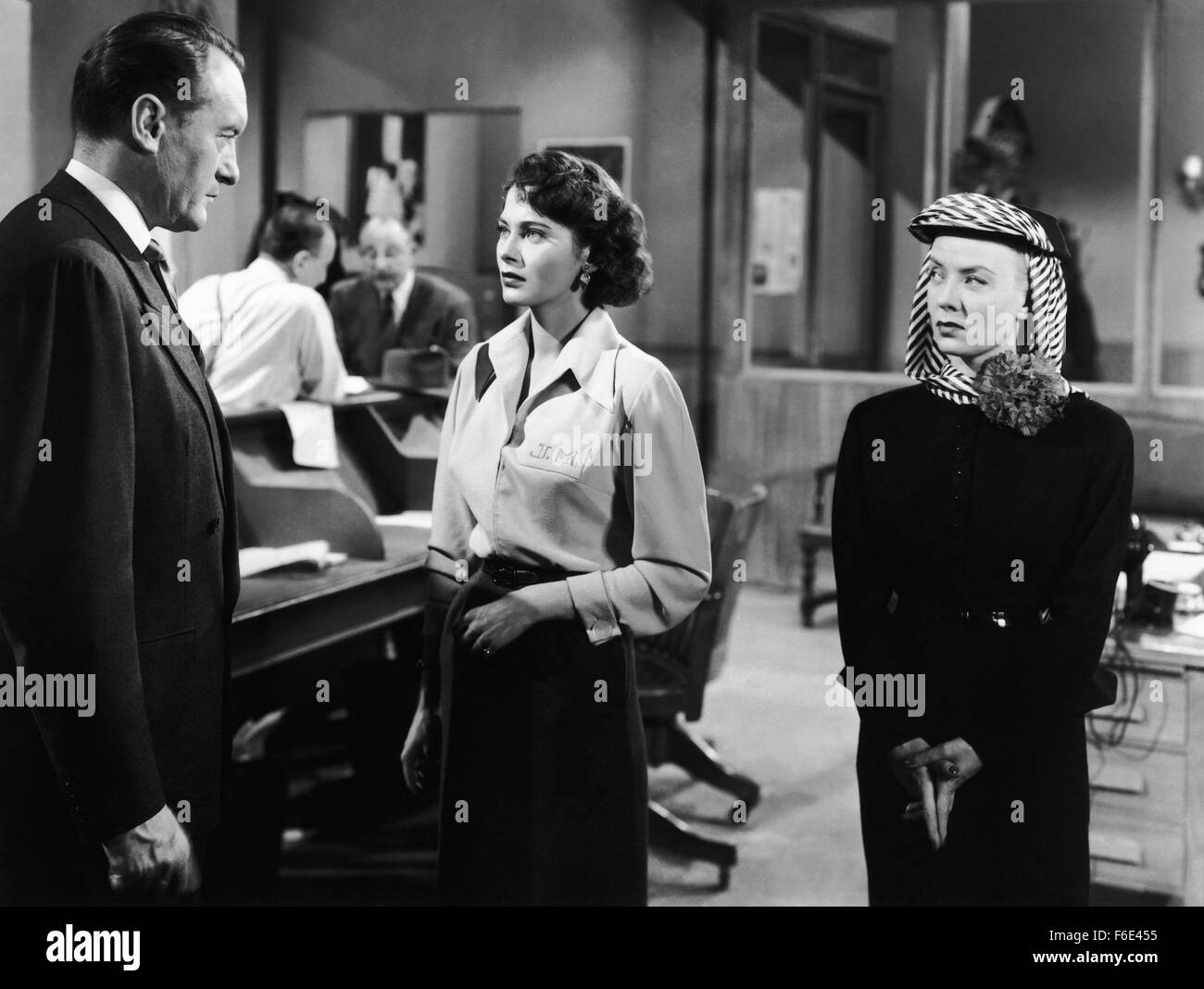 Assignment paris hi-res stock photography and images - Alamy