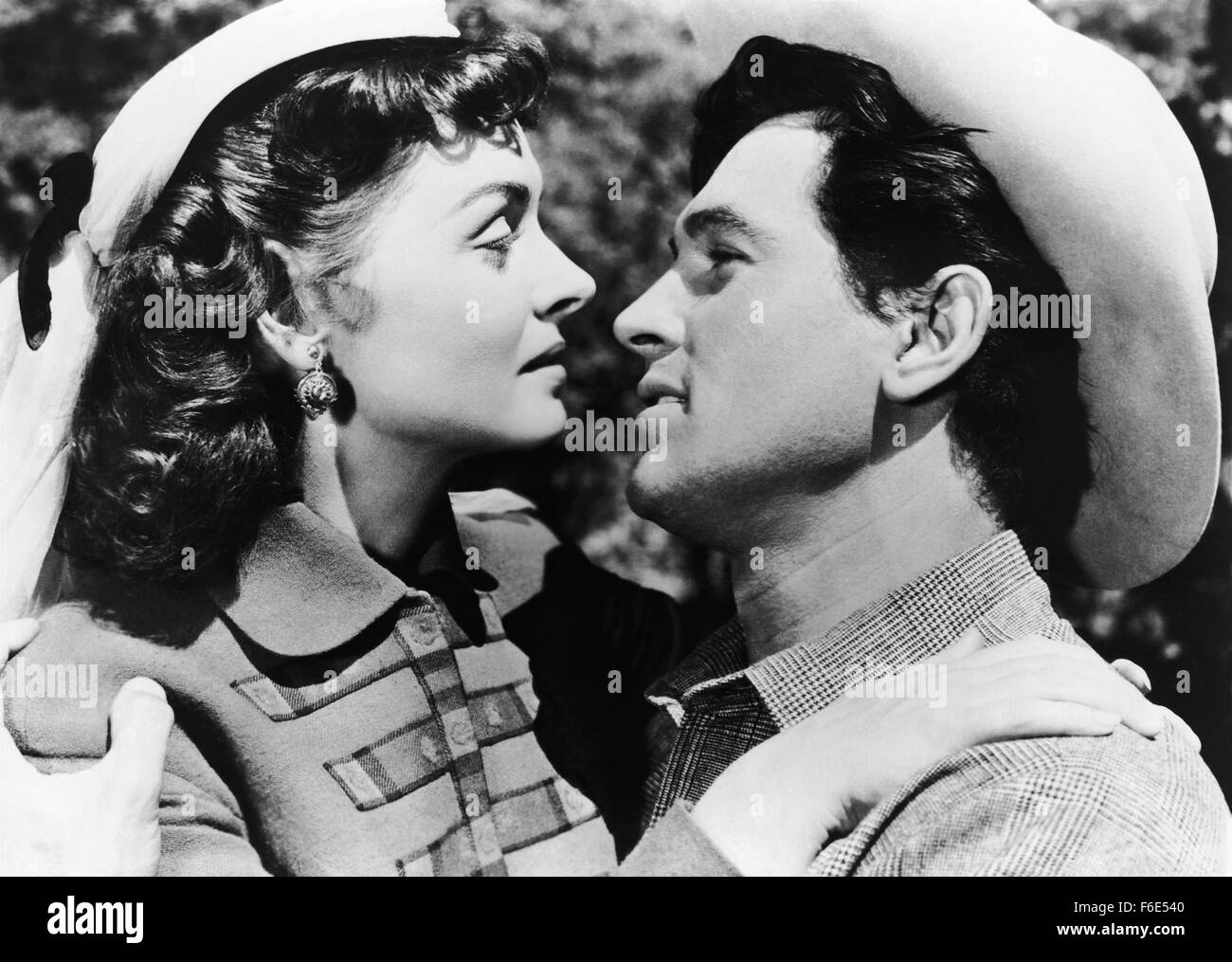 Donna reed rock hudson gun hi-res stock photography and images - Alamy