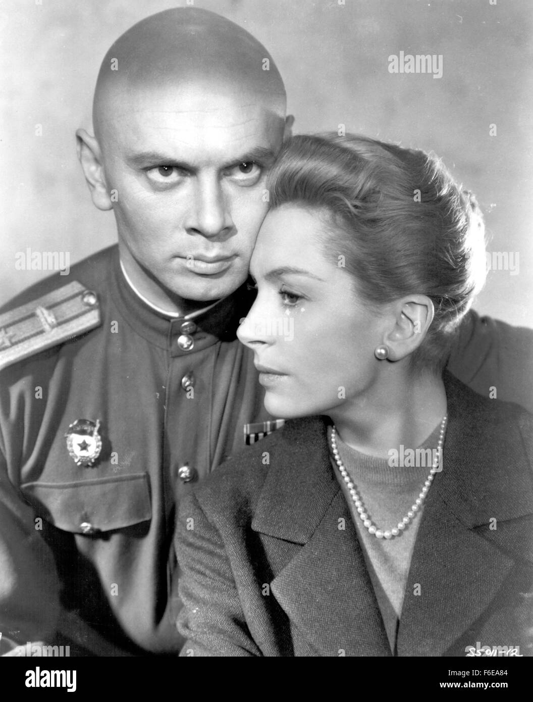 Deborah kerr 1956 hi-res stock photography and images - Alamy