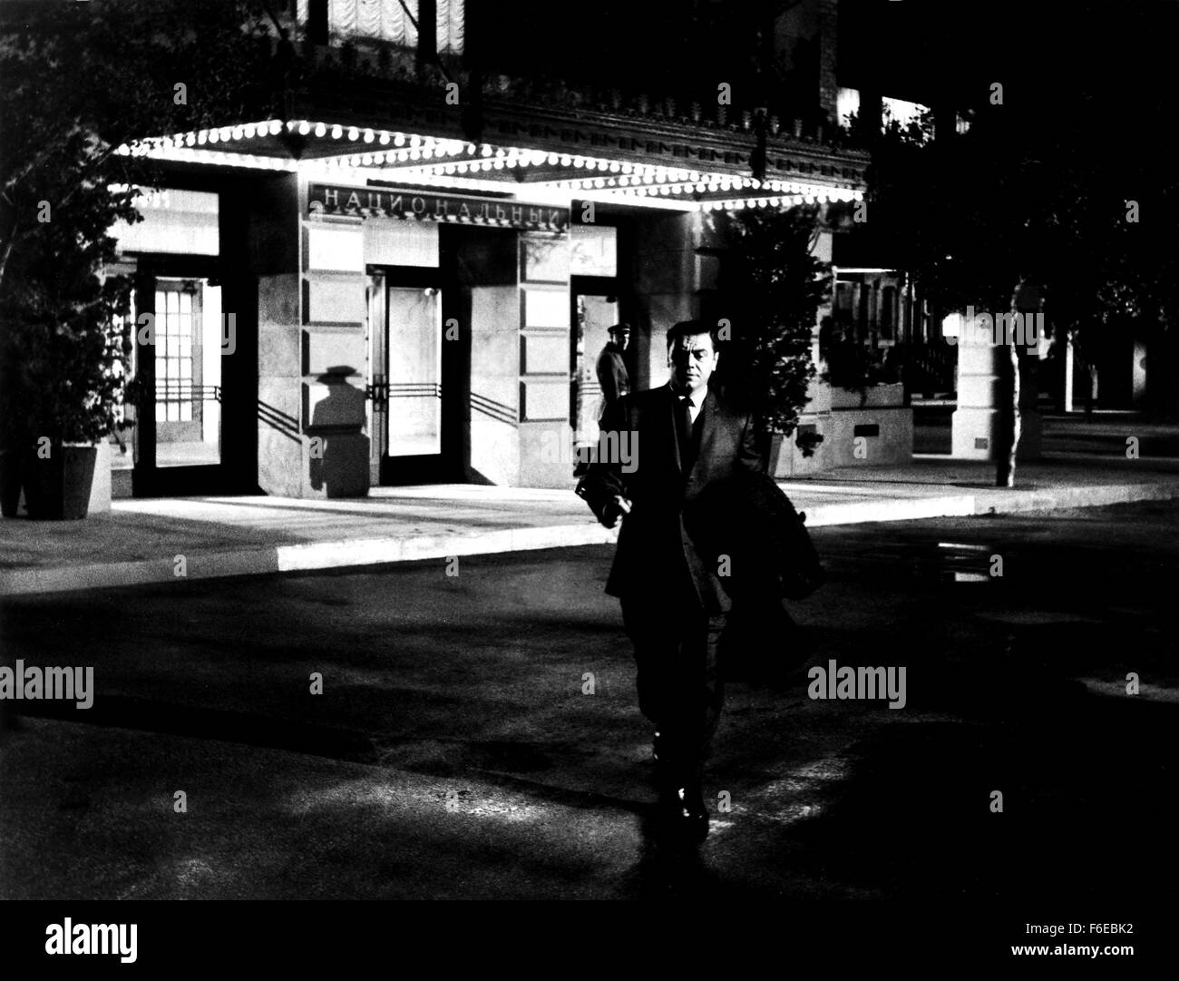 Jun 17, 1960; Hollywood, CA, USA; Scene from the thrilling crime drama 'Man on a String ...