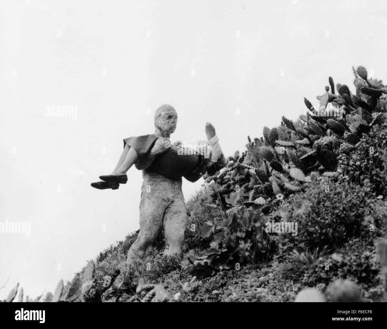 Curse of the faceless man hi-res stock photography and images - Alamy