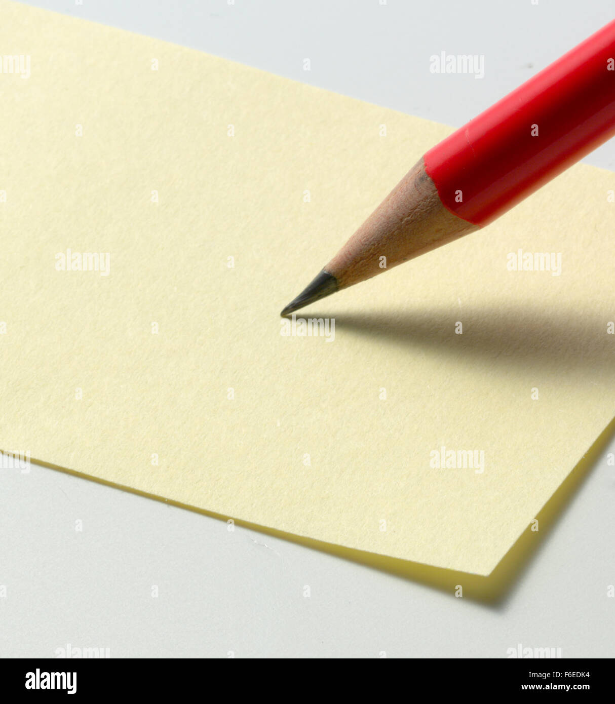 Sharp notice hi-res stock photography and images - Alamy