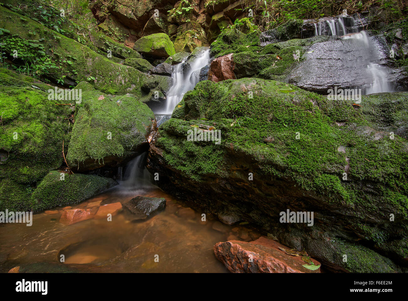Fall foliage around waterfall hi-res stock photography and images - Alamy