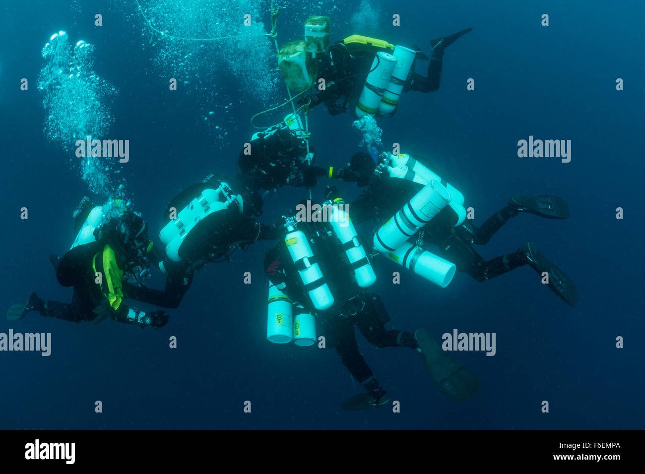 Trimix tank hi-res stock photography and images - Alamy