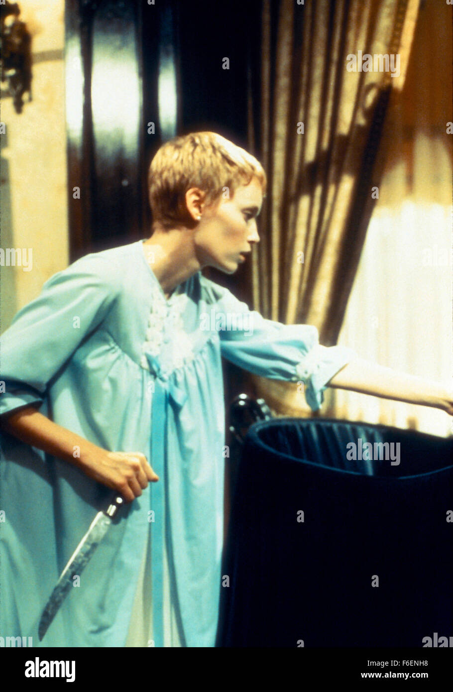 Mia farrow rosemary's baby hi-res stock photography and images - Alamy