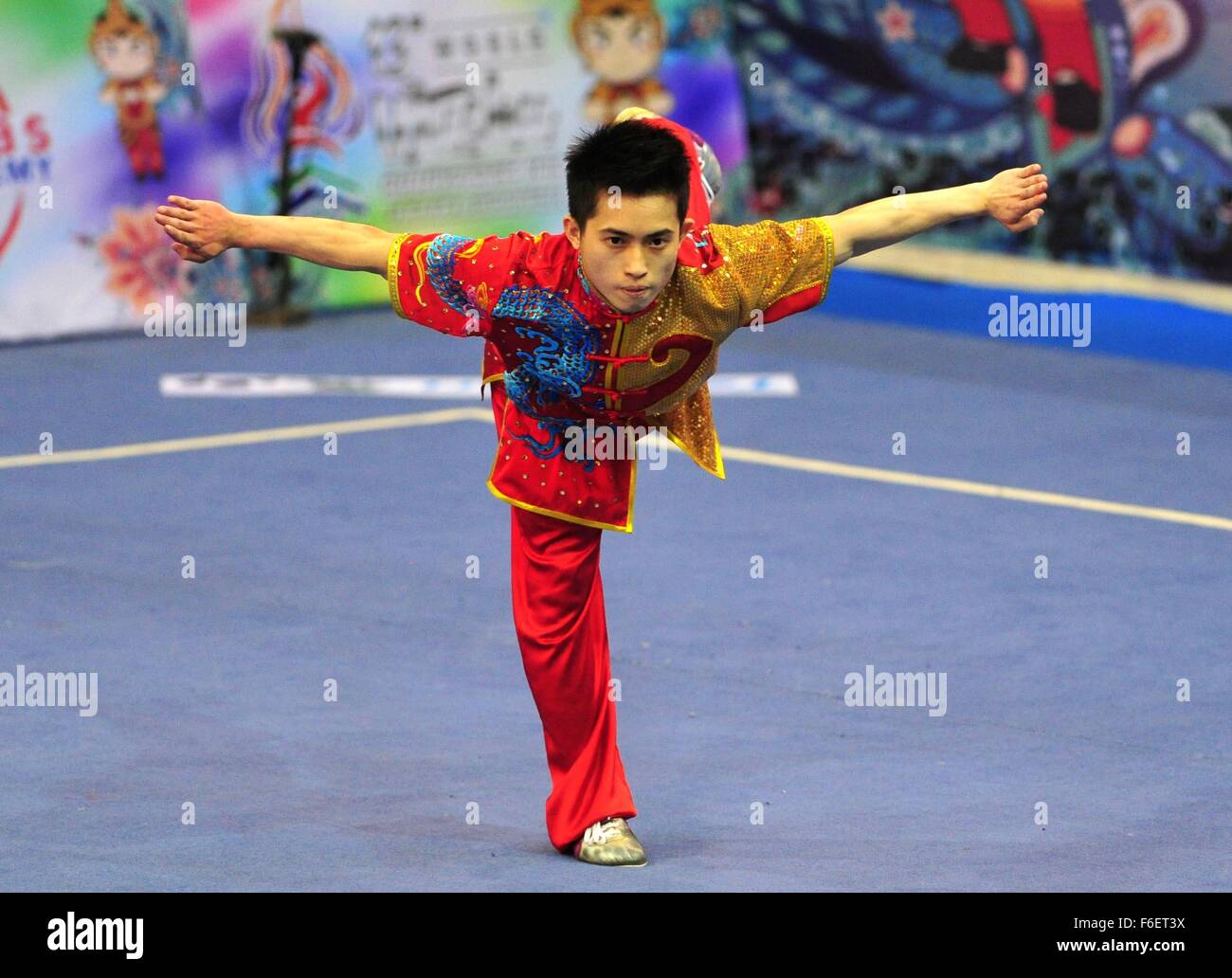 Jakarta, Indonesia. 17th November, 2015. Weng Son Weng of Malaysia ...