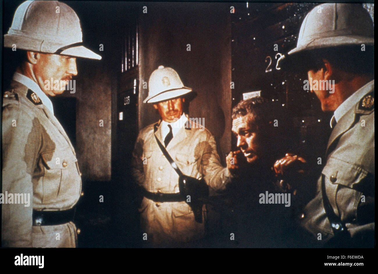 Papillon steve mcqueen hi-res stock photography and images - Alamy