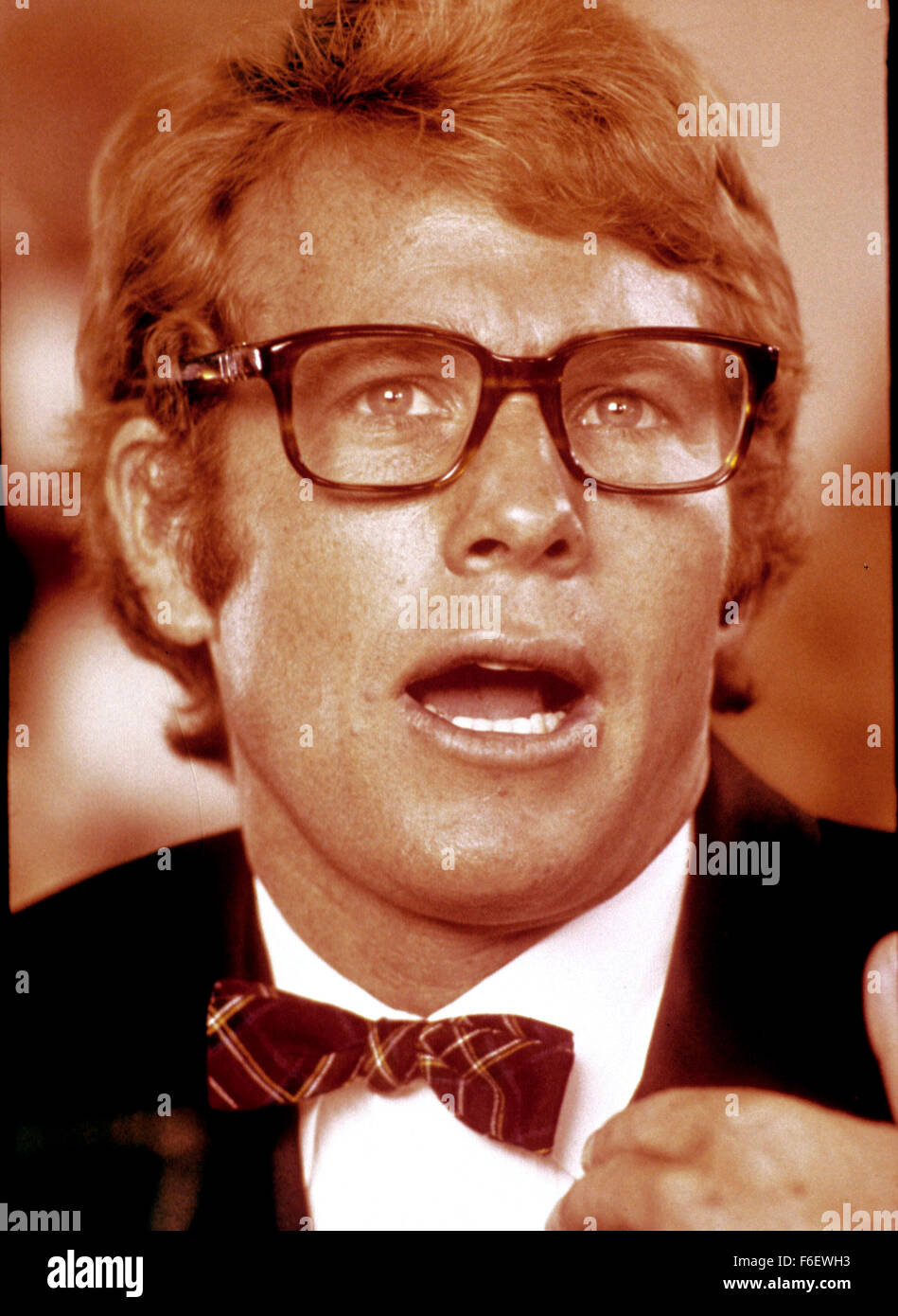 Feb 14, 1972; Hollywood, CA, USA; RYAN O'NEAL stars as Dr. Howard ...