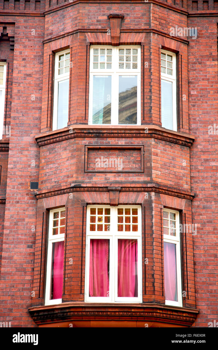 in europe london old red brick wall and historical window Stock Photo ...