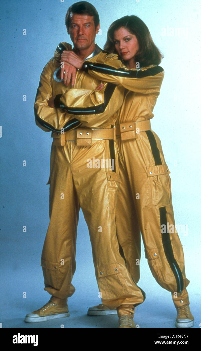 Moonraker roger moore 1979 james bond hi-res stock photography and ...