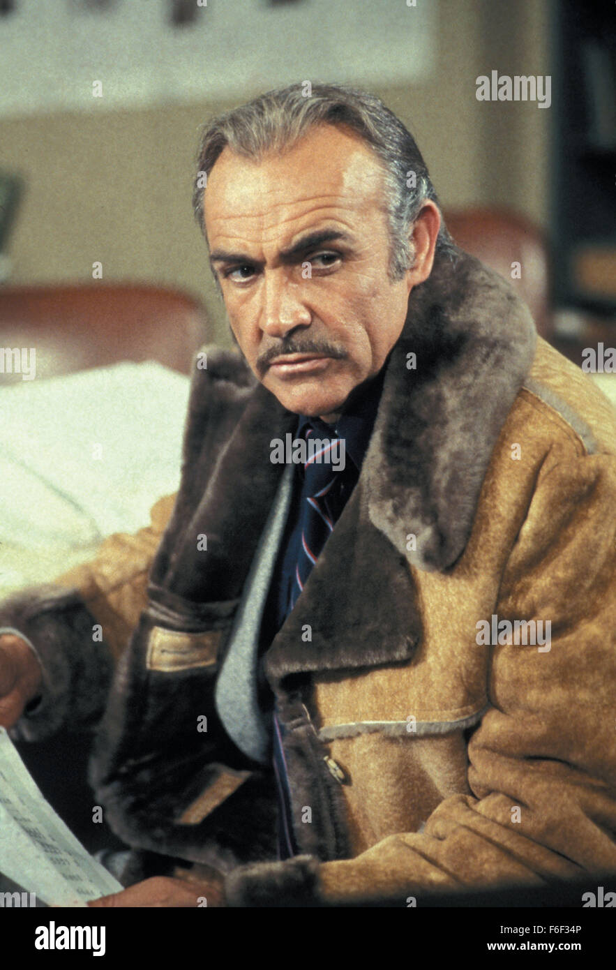 Meteor 1979 sean connery hi-res stock photography and images - Alamy