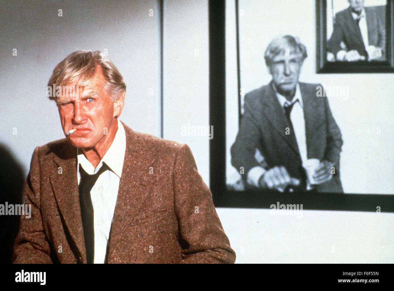 Lloyd Bridges Airplane High Resolution Stock Photography and Images - Alamy