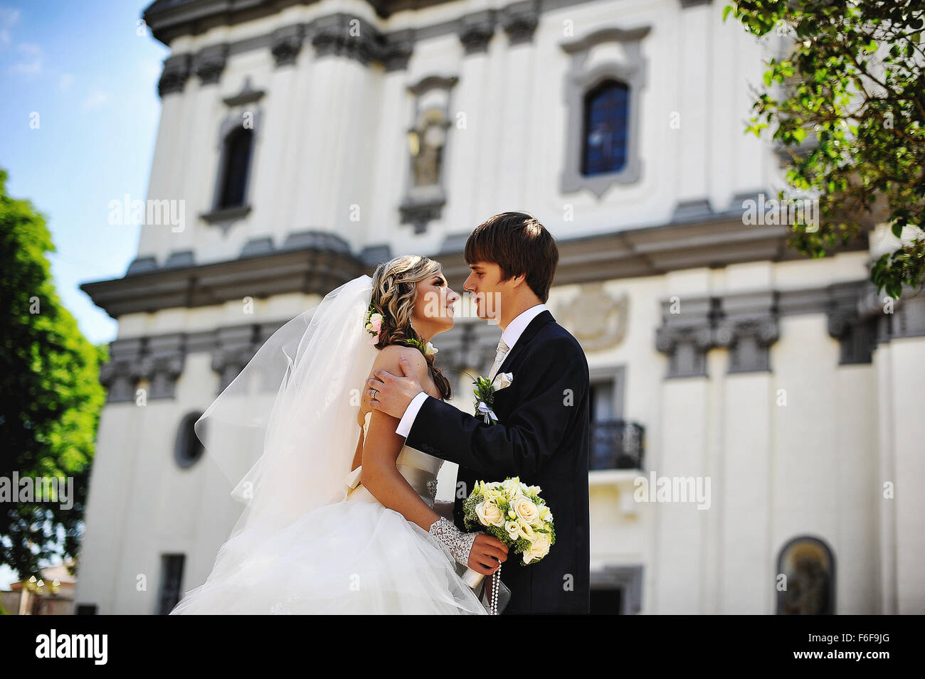 wedding couple in love Stock Photo - Alamy