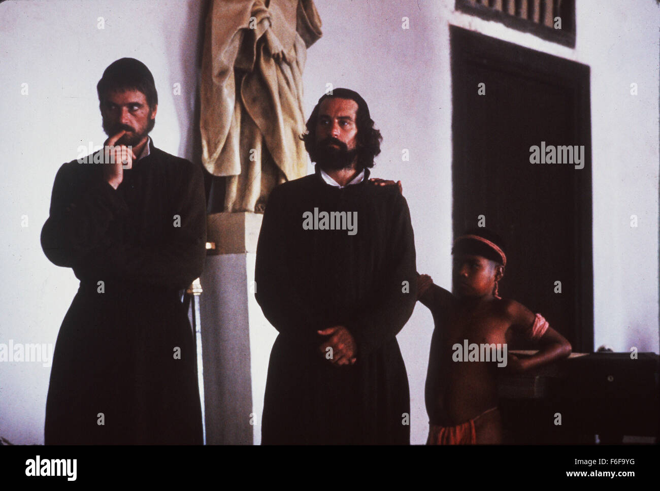 Mission 1986 robert de niro hi-res stock photography and images - Alamy