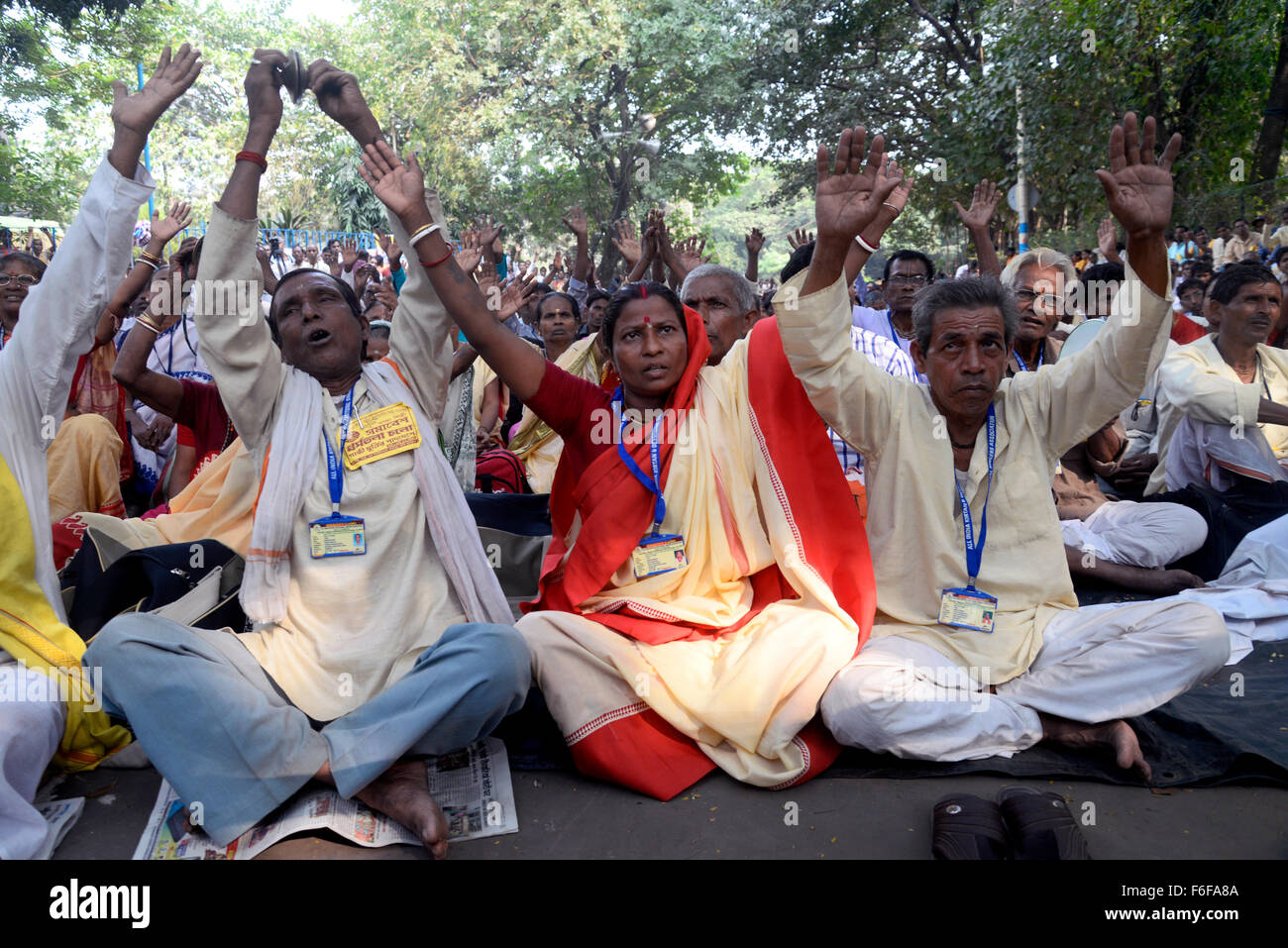Kolkata, India. 16th Nov, 2015. Kirtan and Bhakti Geeti singer from ...