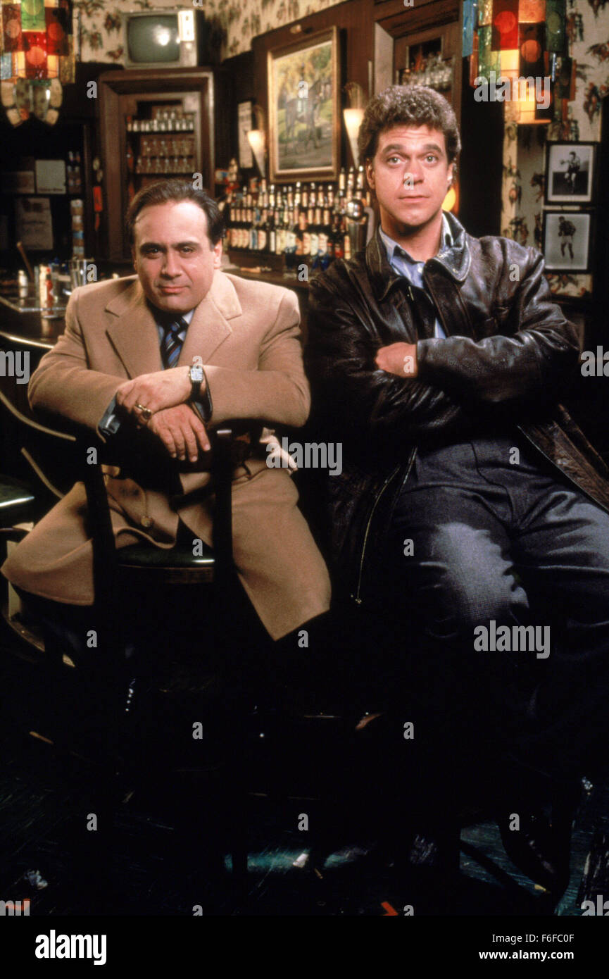 Apr 18, 1986; Hollywood, CA, USA; Actors DANNY DEVITO and JOE PISCOPO ...