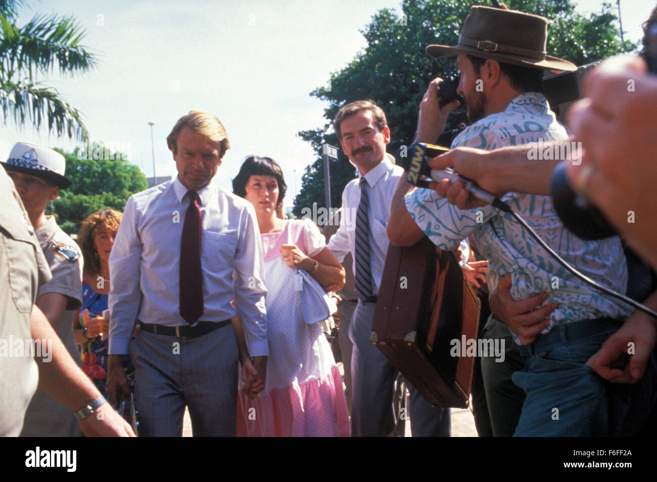 Michael chamberlain dingo hi-res stock photography and images - Alamy