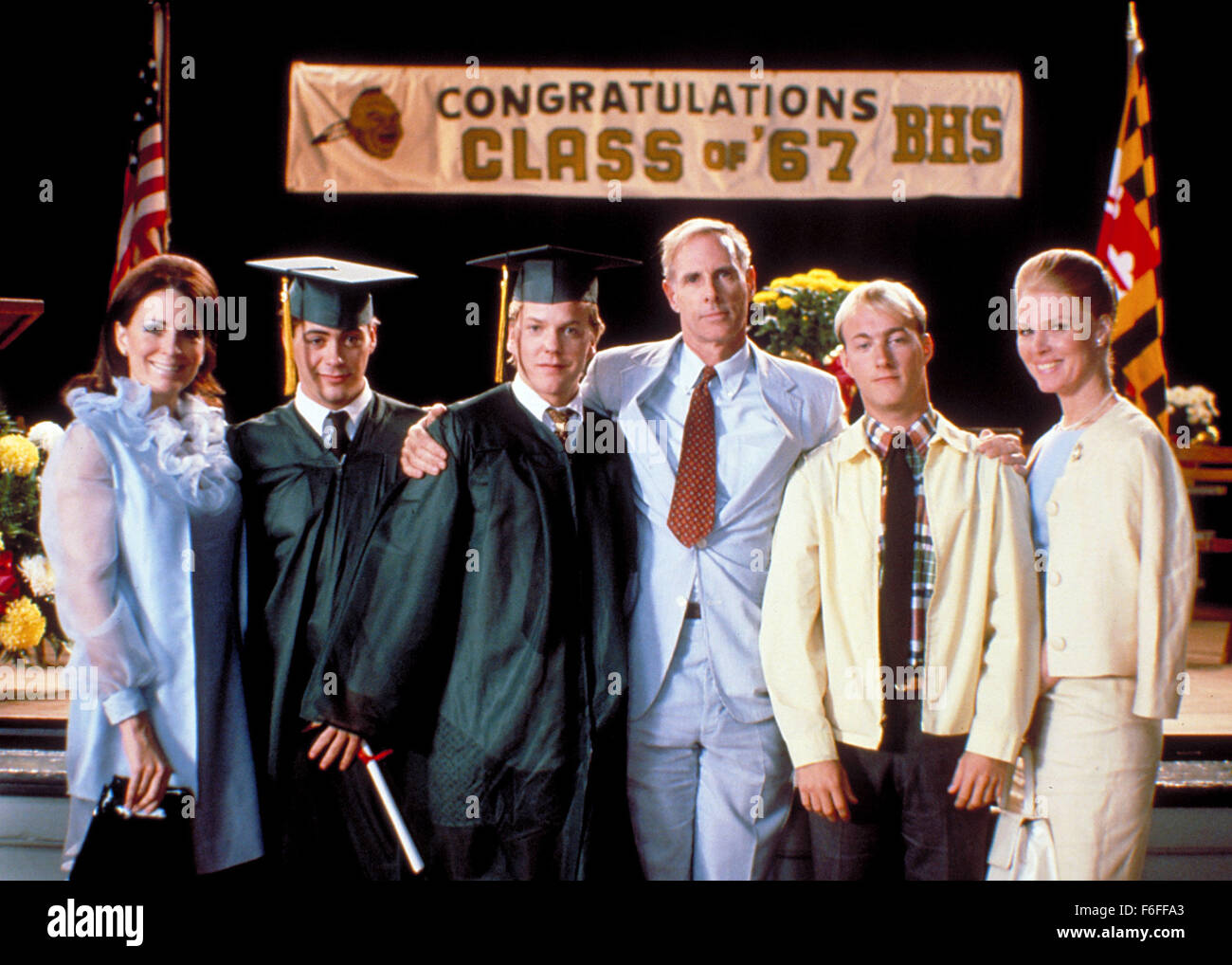 Nov 18, 1988; Savannah, GA, USA; (left to right) MARIETTE HARTLEY as ...