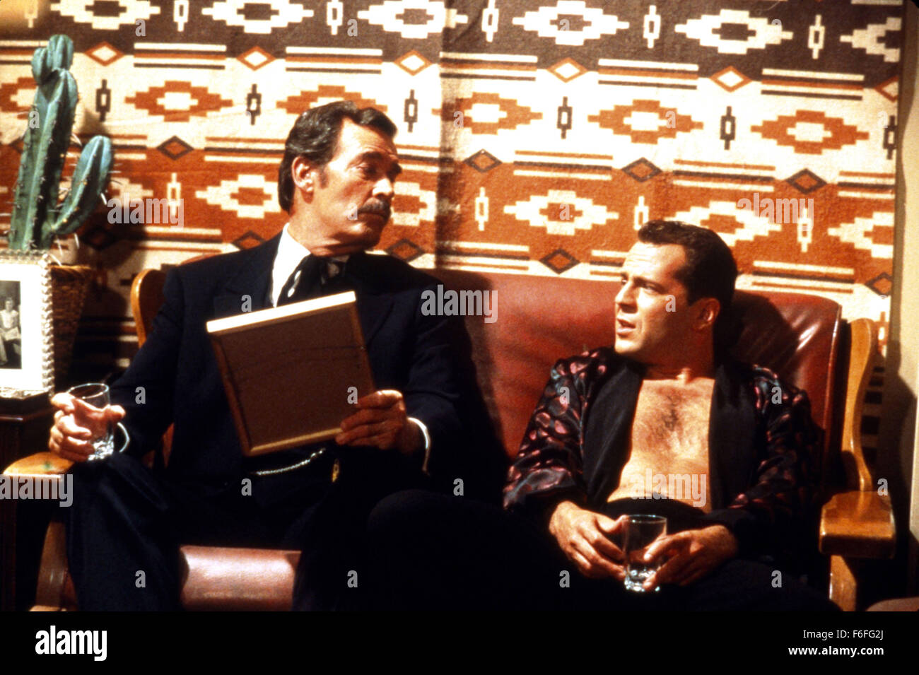 Bruce sunset willis 1988 hi-res stock photography and images - Alamy