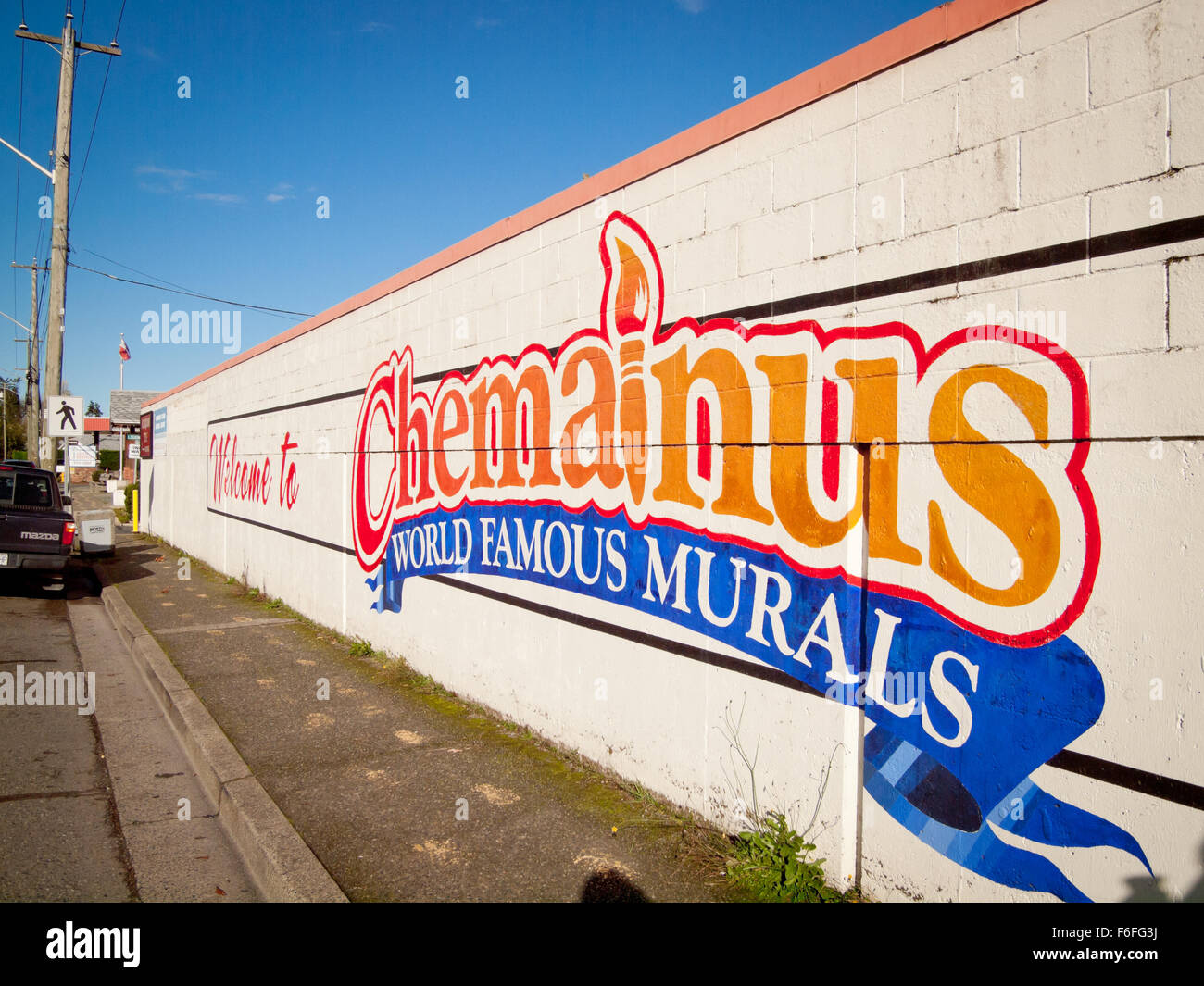 Welcome to chemainus mural hi-res stock photography and images - Alamy