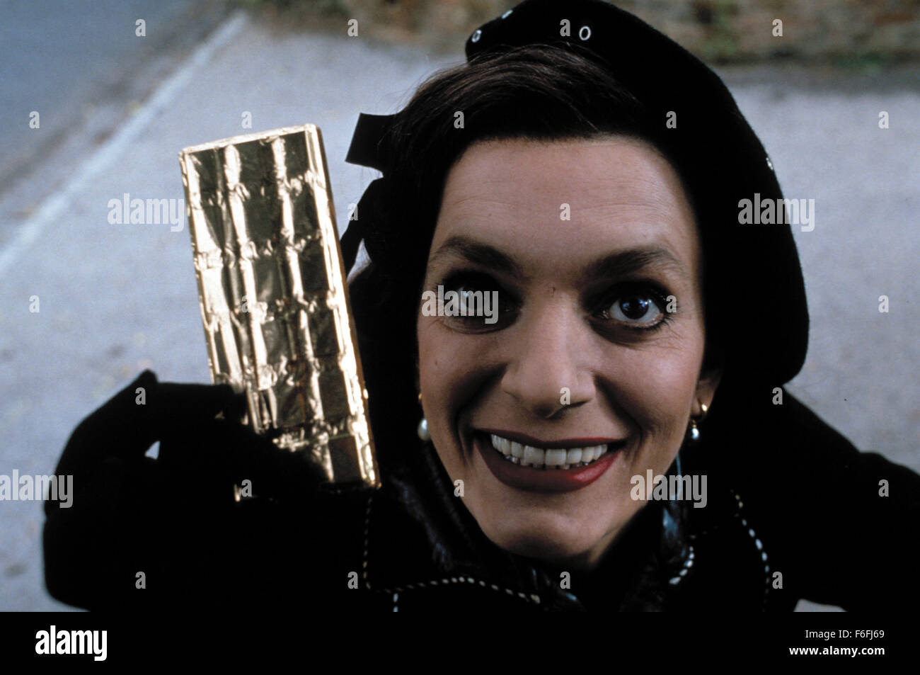 The witches 1990 hi-res stock photography and images - Alamy