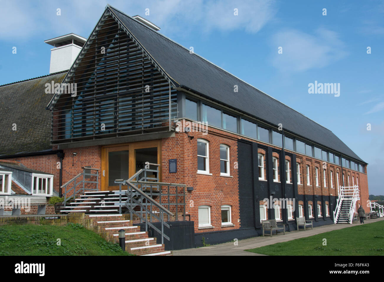 SUFFOLK; SNAPE MALTINGS ; THE CONCERT HALL Stock Photo - Alamy