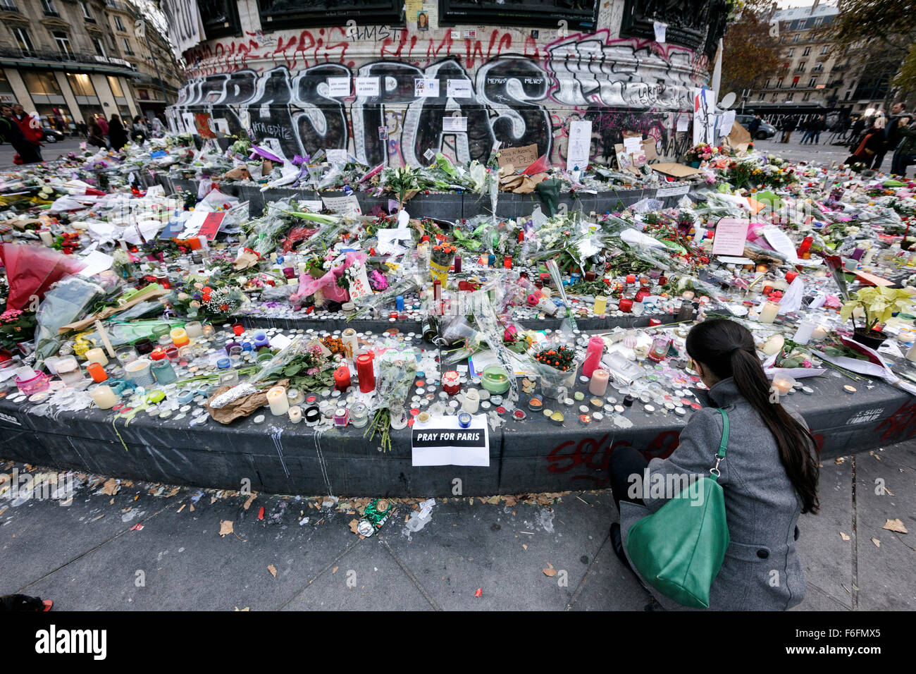 Paris, France. 16th November, 2015. Following the November 13th ...