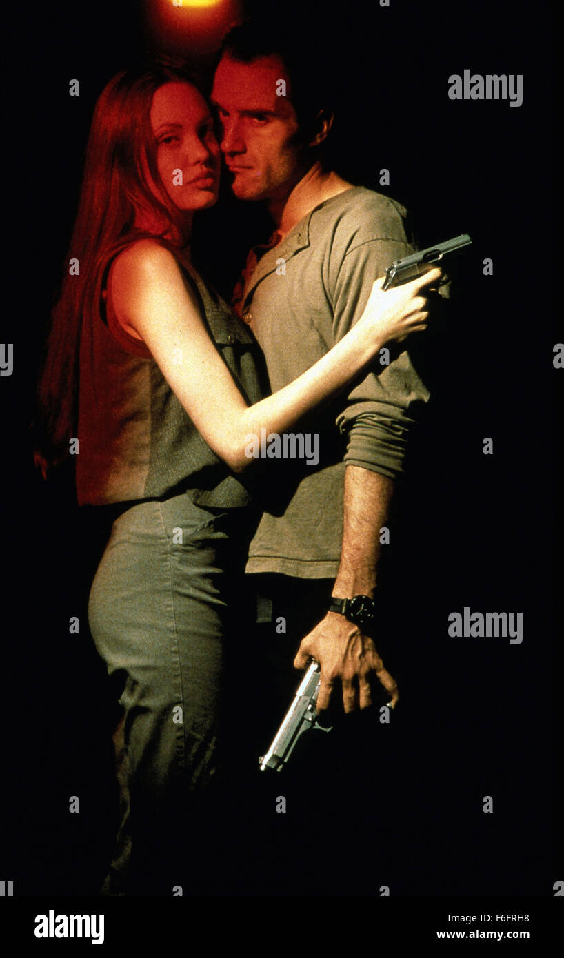 Angelina jolie 1993 hi-res stock photography and images - Alamy