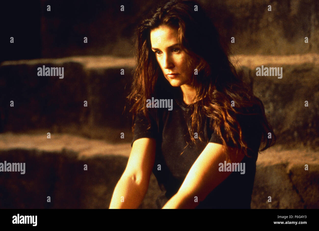 Demi moore 1996 hi-res stock photography and images - Alamy