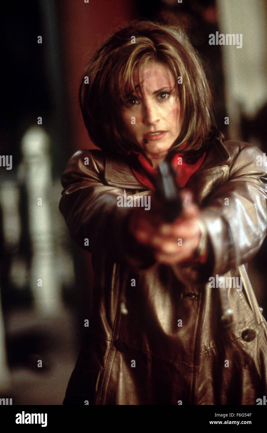 Courteney cox 1996 hi-res stock photography and images - Alamy